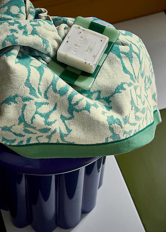 Land & Shore Rowallane 100% BCI Cotton Towel Range | Grattan