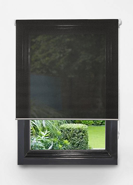 Lister Cartwright Privacy Roller Blind | Grattan