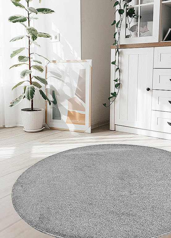 Relay Circle Rug | Grattan
